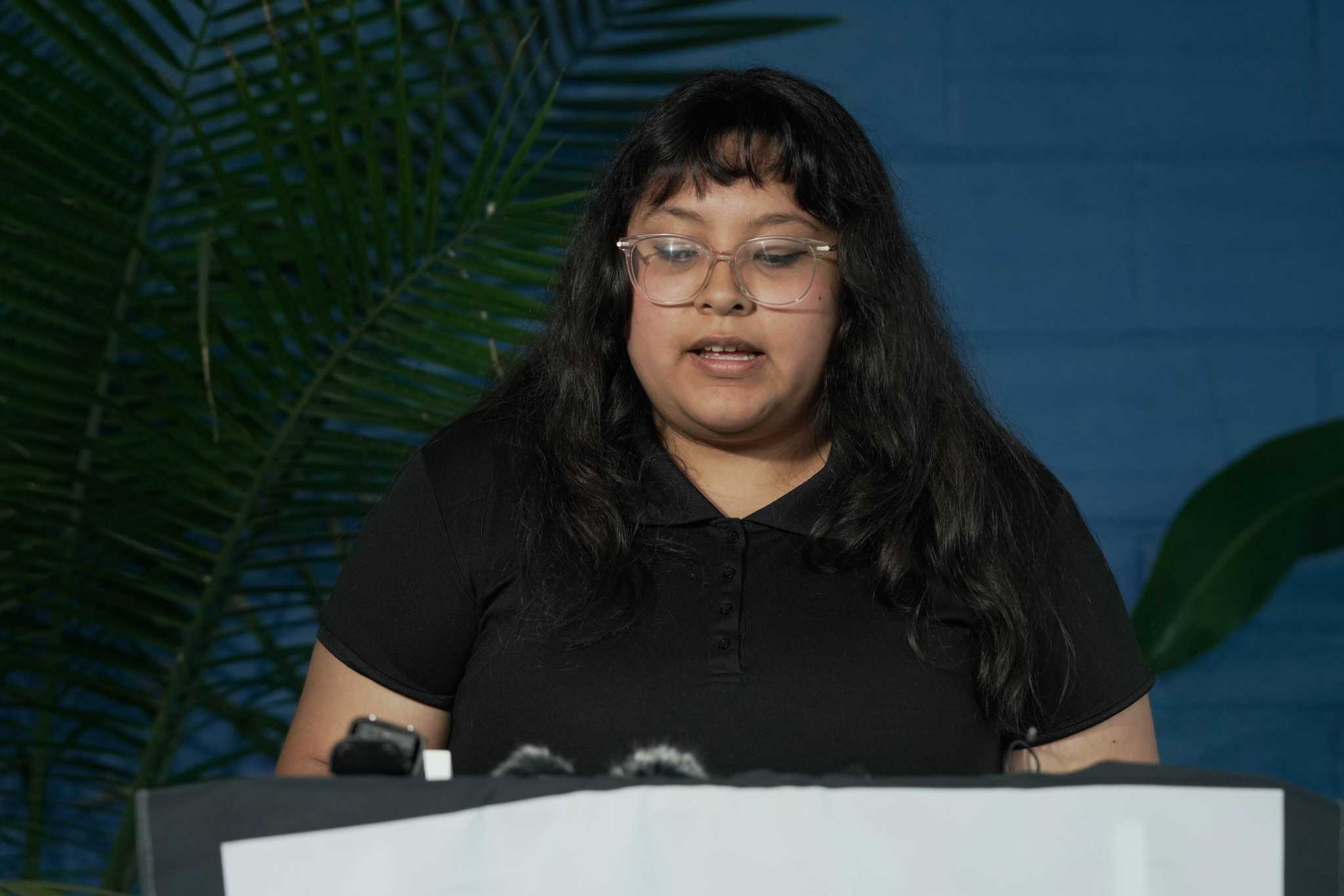 Houston ISD student activists hope to organize takeover opposition