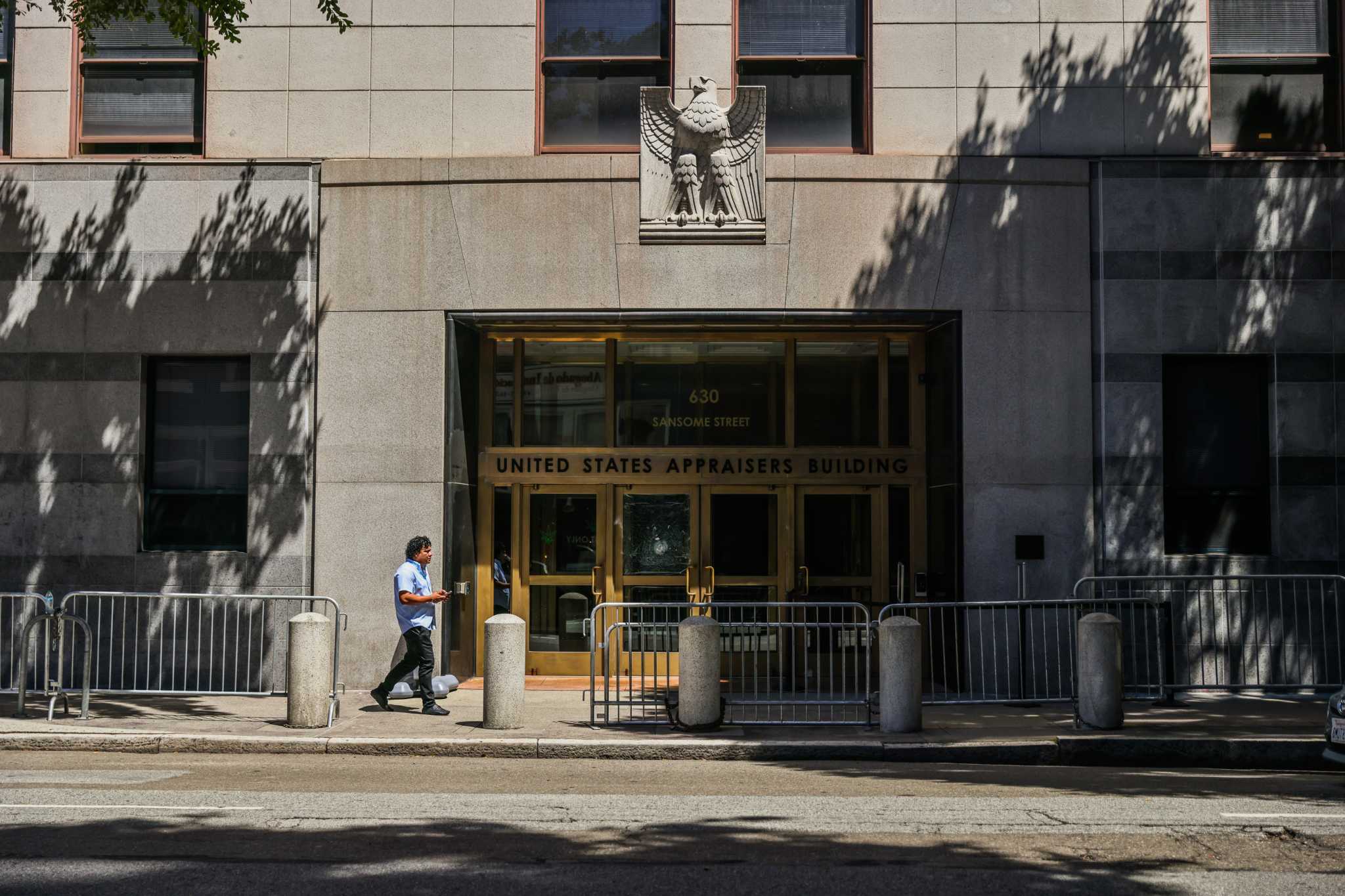 ICE is holding people in S.F. office. Advocates say there are no beds
