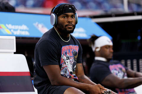 Texans' Ward legally cleared to play. Could he be starting again soon?