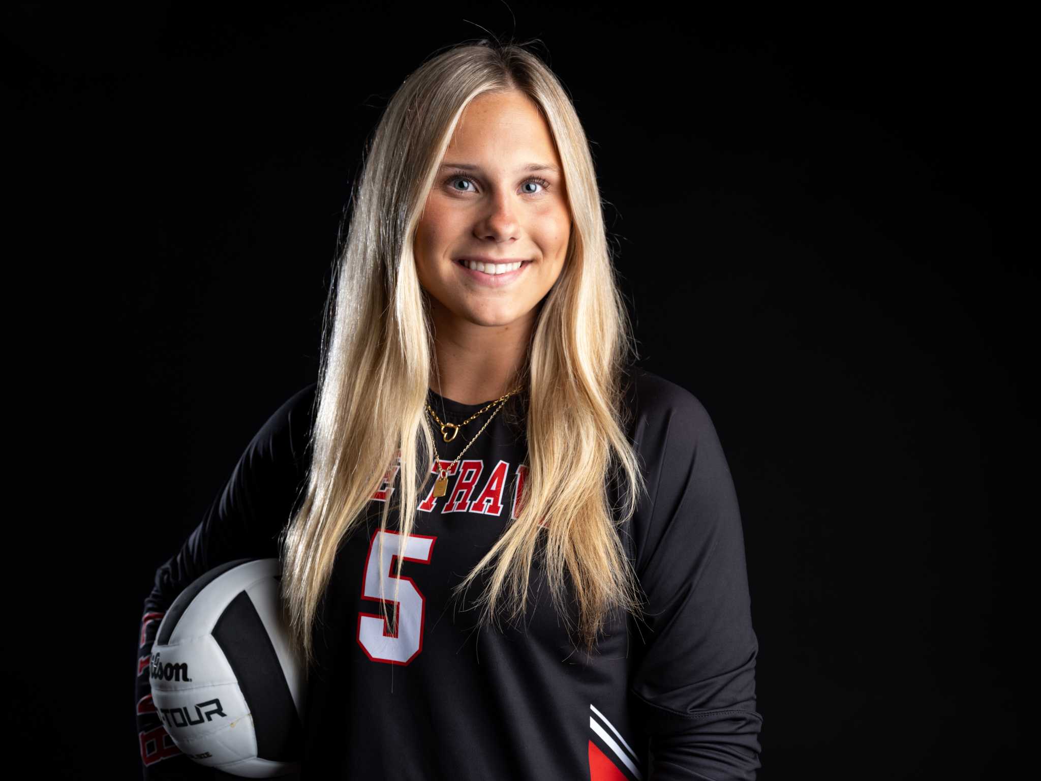 Gentry Baker aims for second state volleyball title at Lake Travis