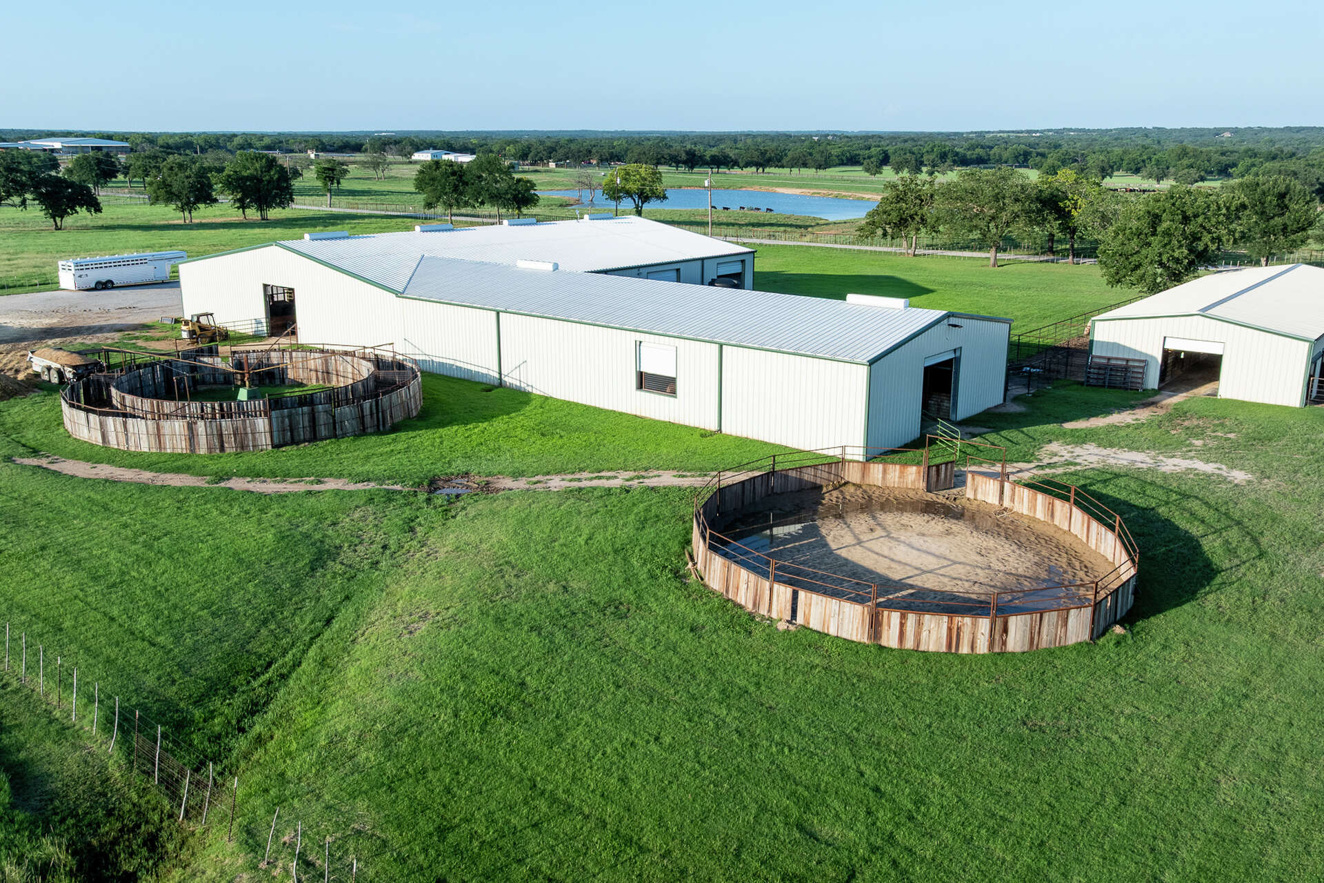 Texas ranches for sale are neighbors to 'Yellowstone' creator