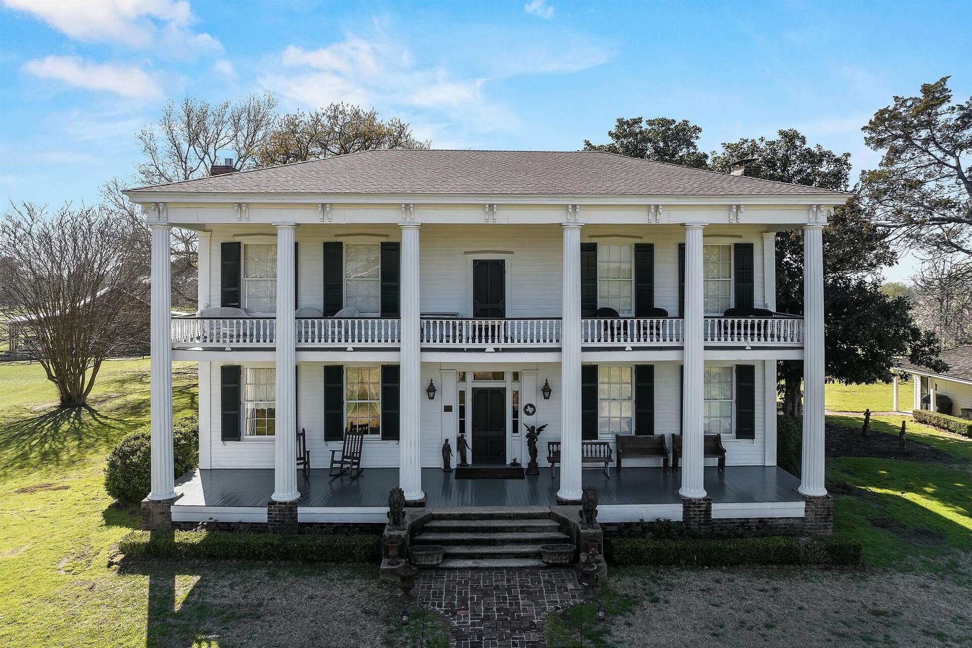 Historic East Texas plantation with ties to slavery listed for $1.59M