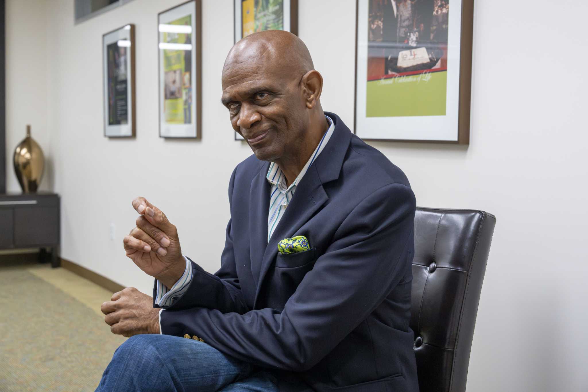 Kirbyjon Caldwell returns to Houston megachurch after prison stint