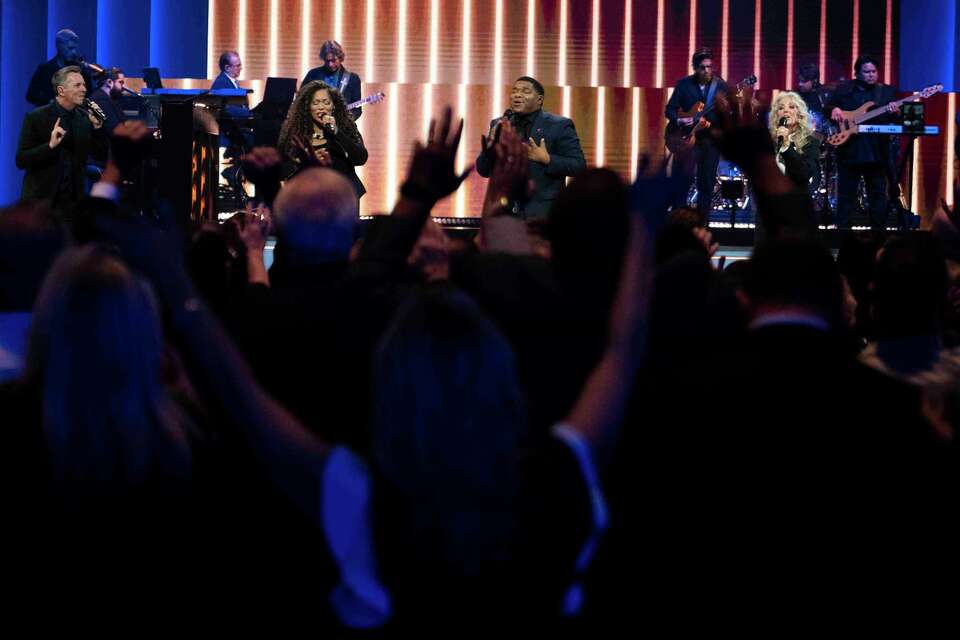 Houston mourns Dodie Osteen at packed Lakewood Church memorial