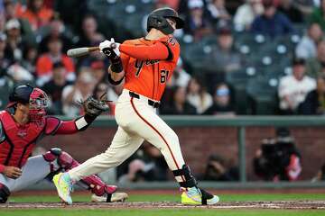 Kai-Wei Teng earns first win as Giants finally bust out of home slump