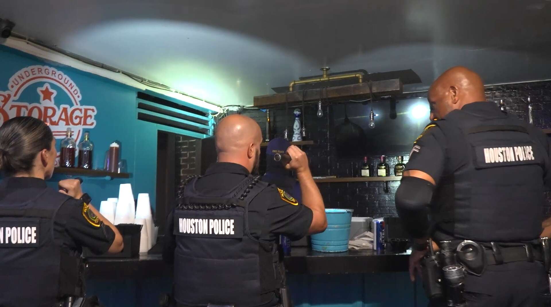 HPD raids Houston nightclub, seizes narcotics and illegal alcohol