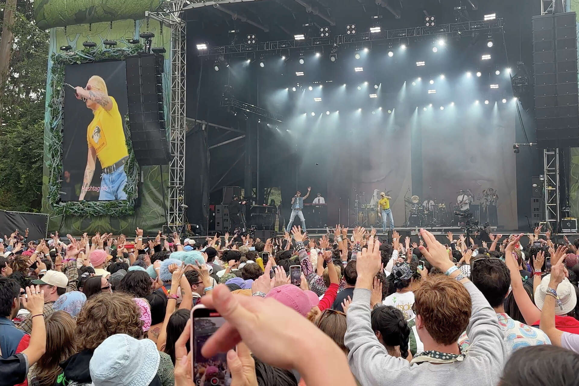 International breakout act draws huge crowd for Outside Lands finale