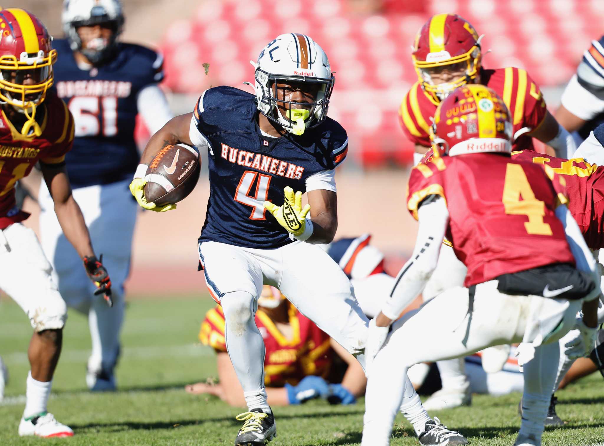 What are the top storylines ahead of the 2025 prep football season?