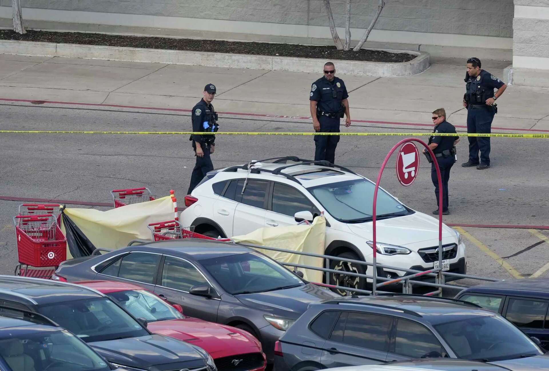 3 dead in North Austin Target shooting, suspect arrested: Officials
