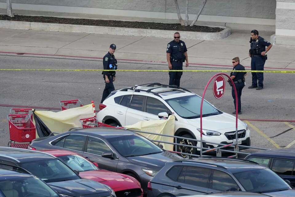 3 killed in North Austin Target shooting: See photos from the scene