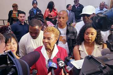 Oakland: Trump Calls Out Oakland, Other Democratic Cities Over Crime ...
