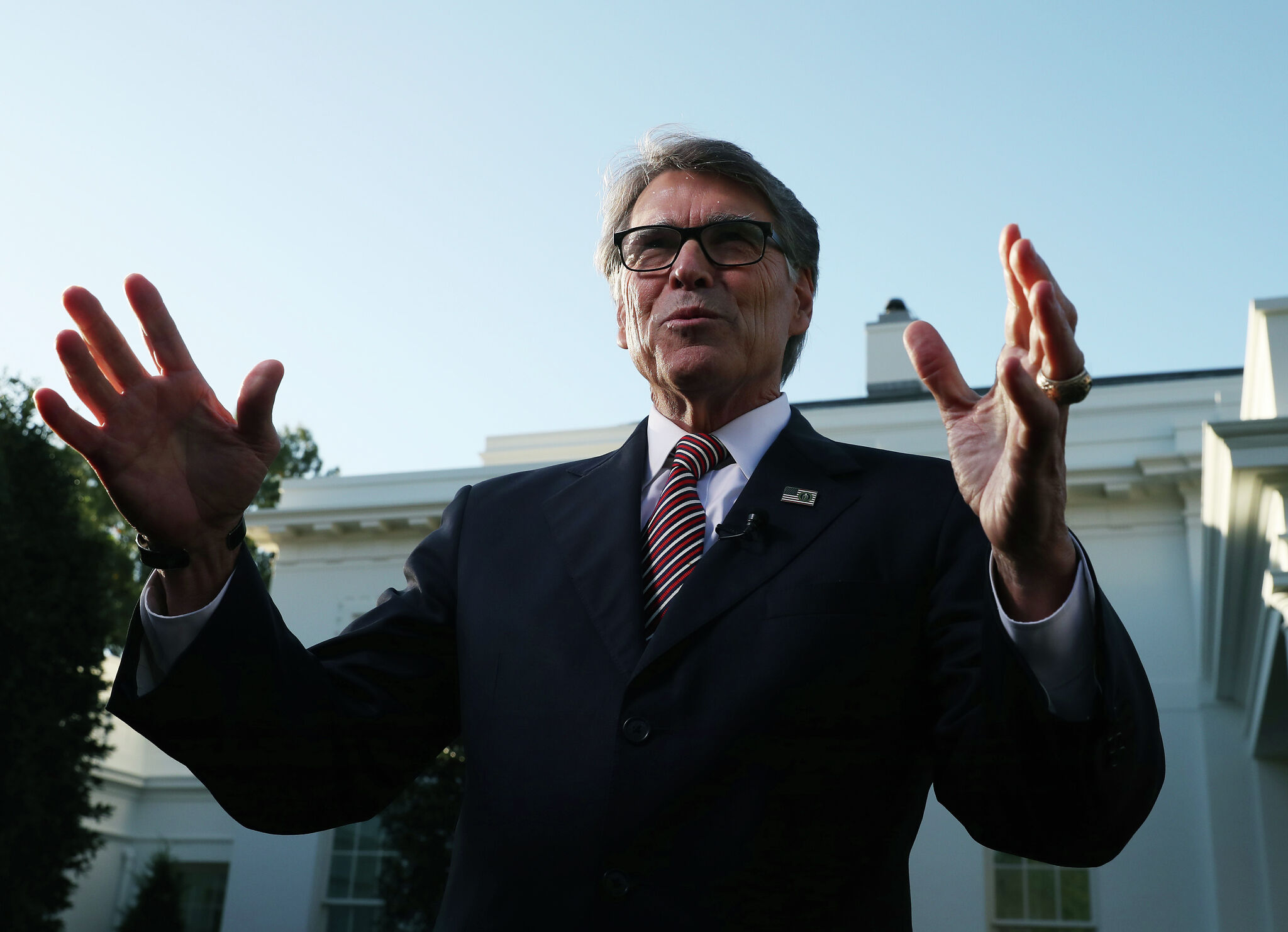 Former Texas Governor has a very illegal new obsession