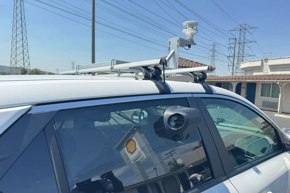 What those new cars with the sensors driving around Calif. are doing