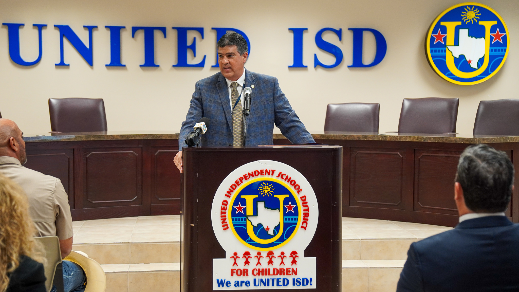 Guatemalan police free hostages in a maximum security prison