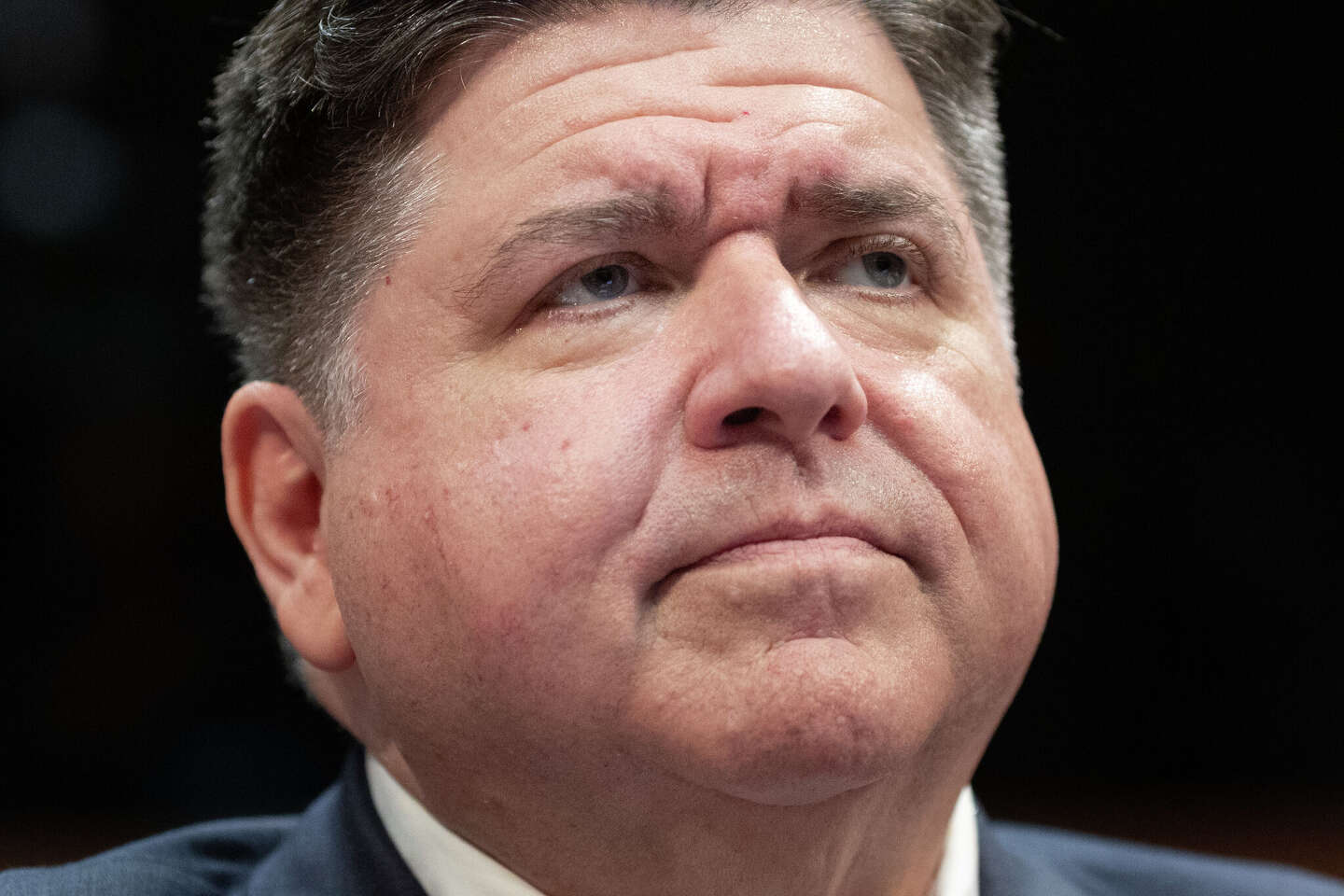 Trump, Illinois Gov. JB Pritzker exchange jabs over Chicago, state law