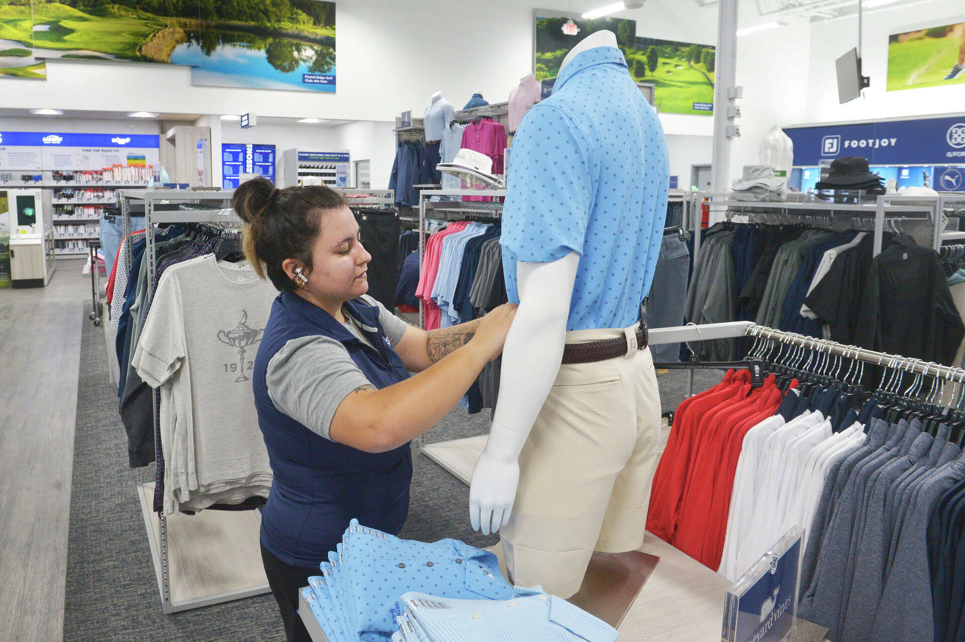 Inside CT's first PGA Tour Superstore in Norwalk