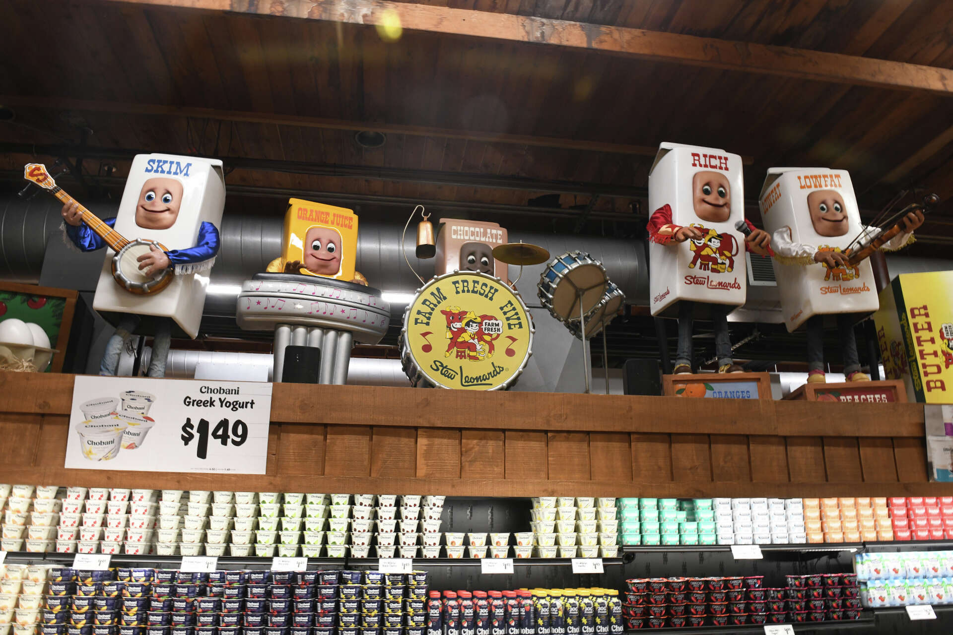 How Stew Leonard’s iconic animatronics became a store tradition