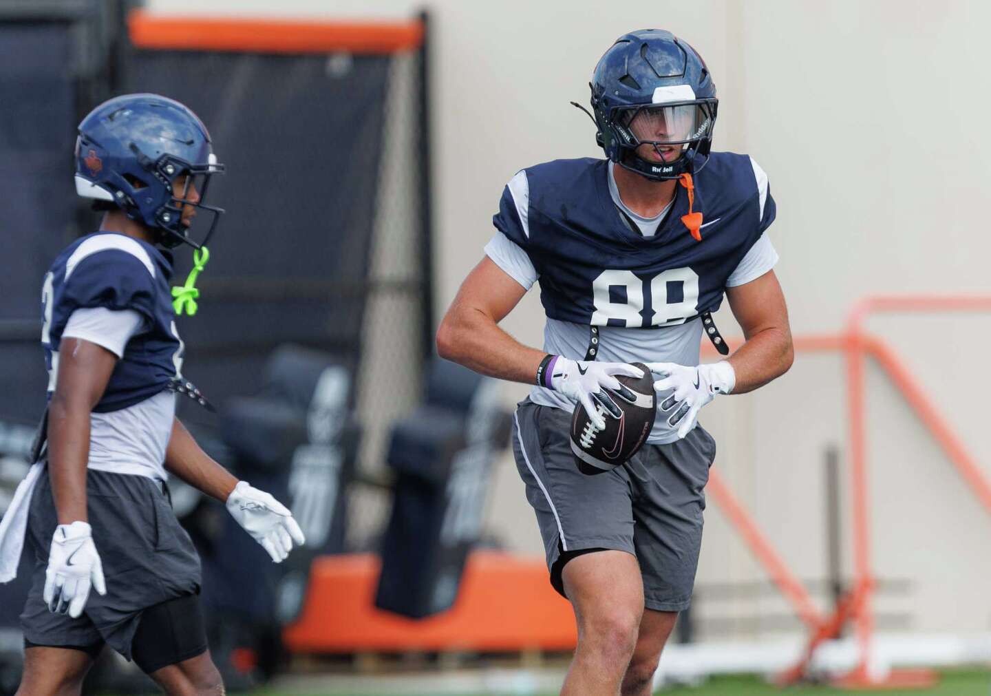 Houston Thomas leads UTSA football's standout tight end trio