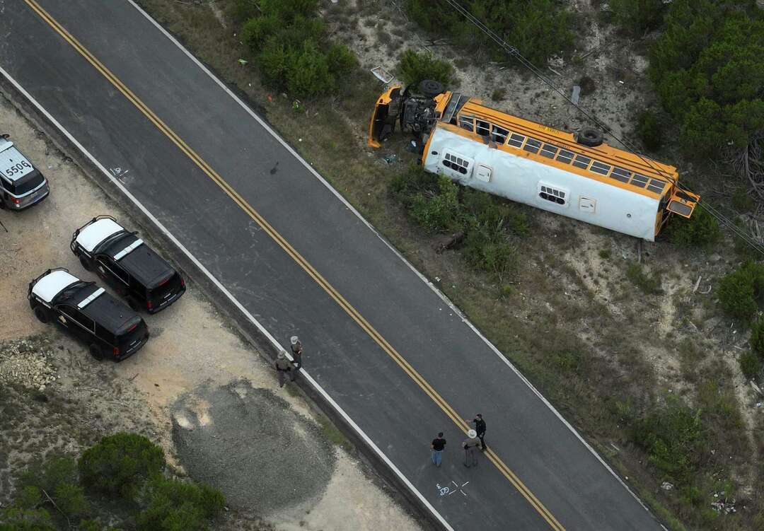 Leander school bus involved in rollover crash near Sandy Creek