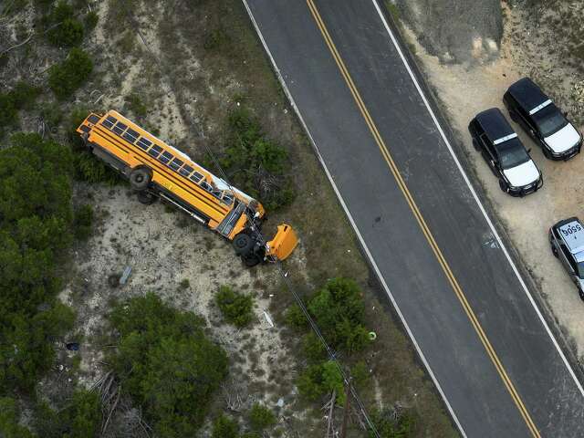 15 kids, 1 adult injured in Leander ISD school bus crash: What we know