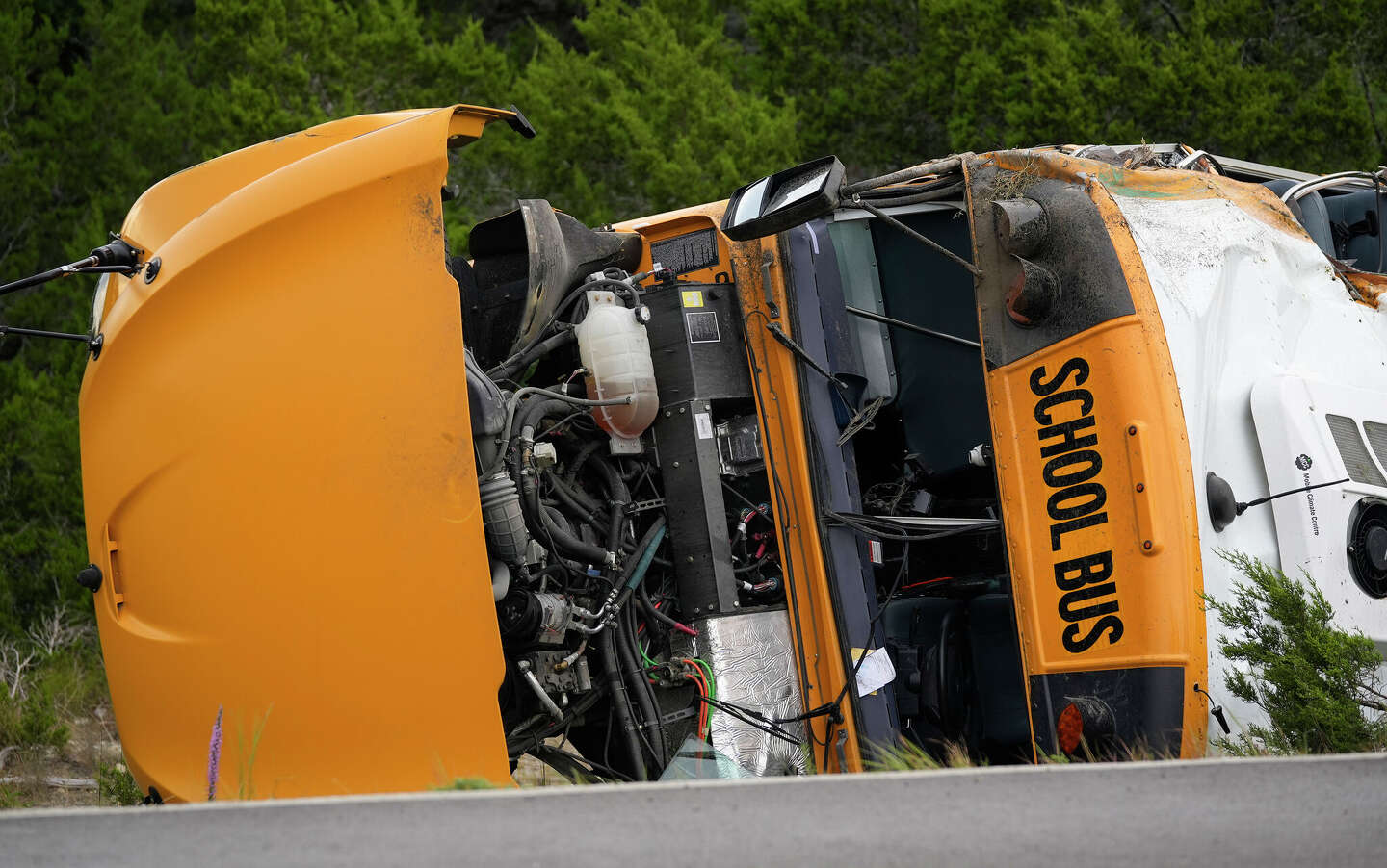 Leander school bus involved in rollover crash near Sandy Creek