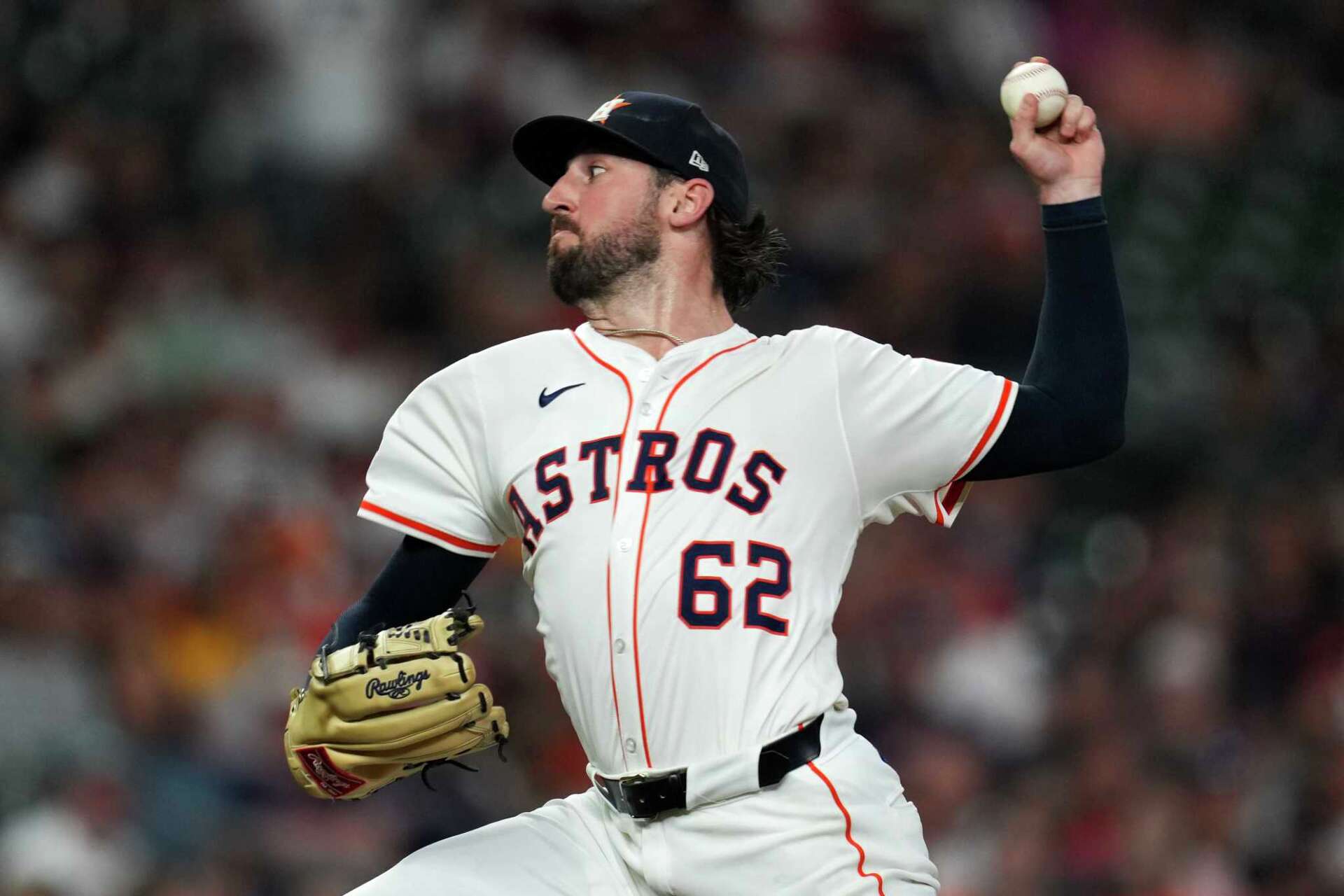 Astros' Bennett Sousa placed on injured list with elbow issue