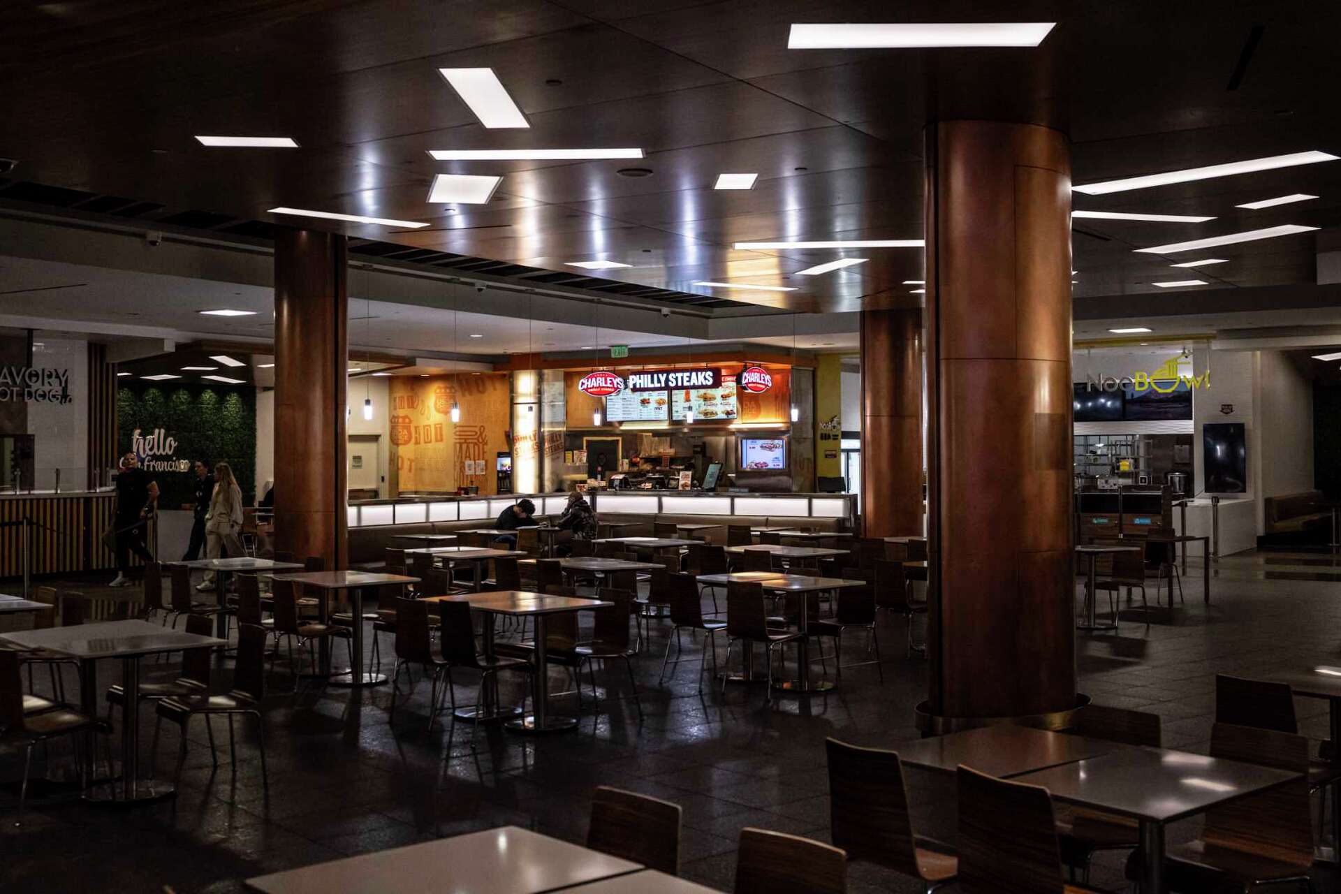 San Francisco's biggest mall is now 93% empty, value drops 25%