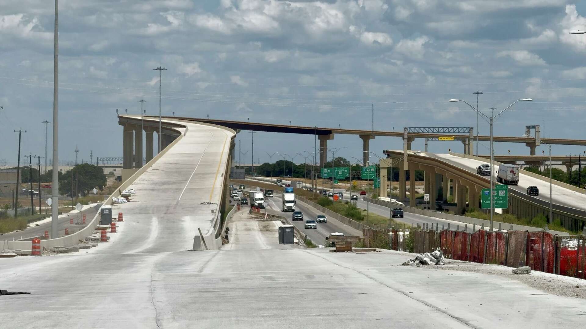 TxDOT warns of Loop 410 closure before flyover ramp launch