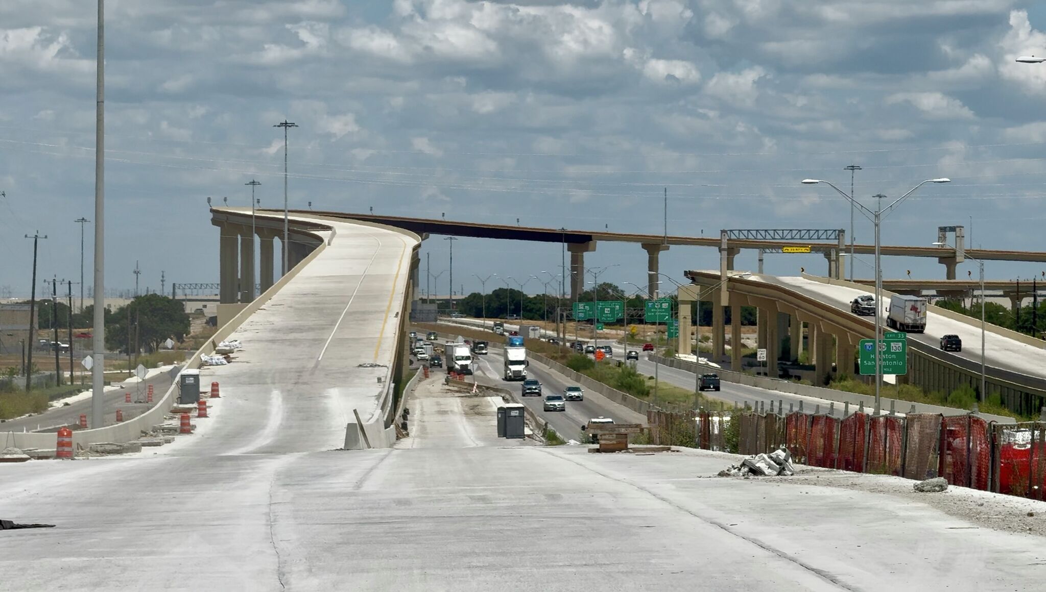 TxDOT warns of Loop 410 closure before flyover ramp launch