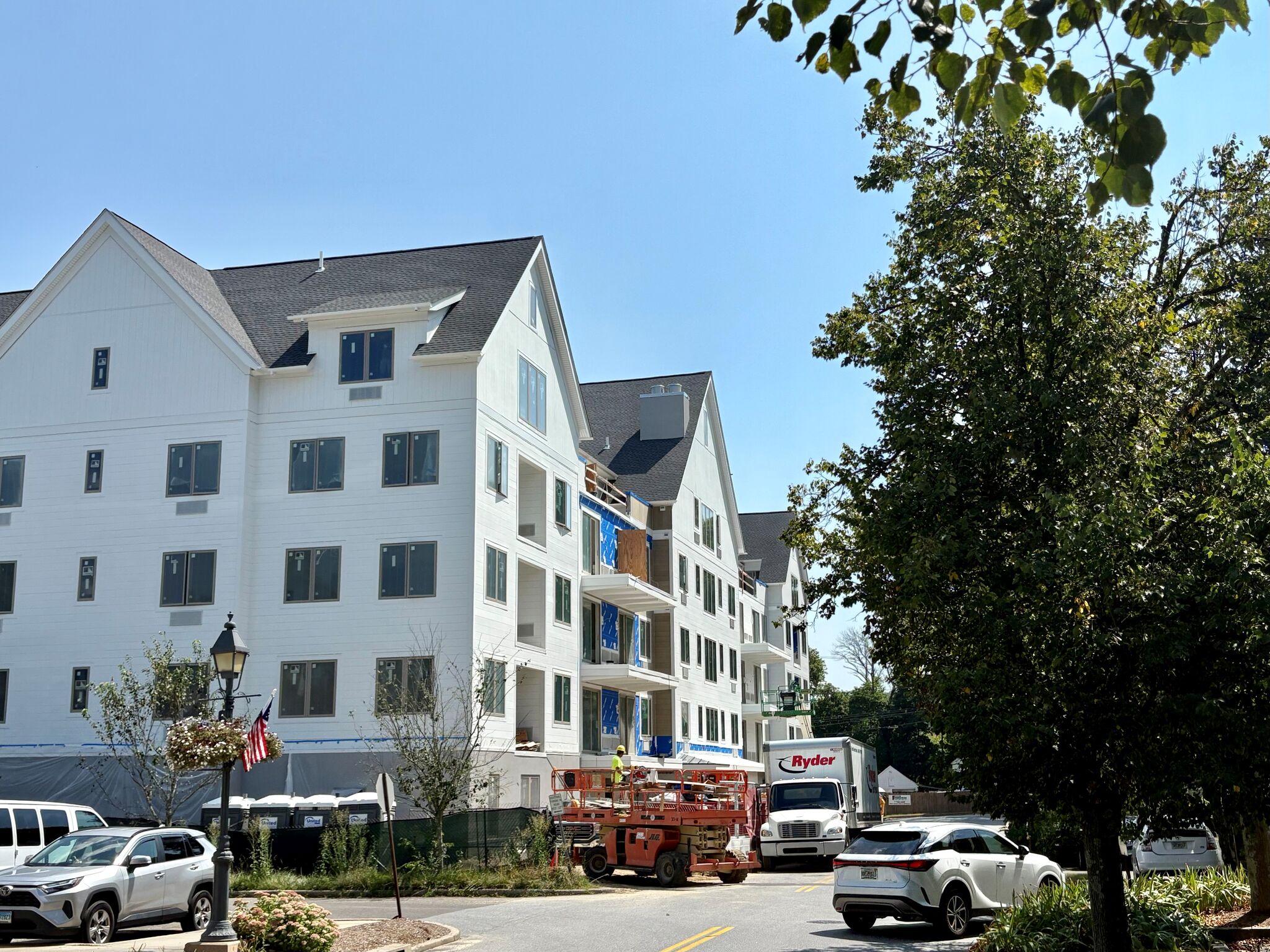 Build for CT finances middle-income apartments under state program