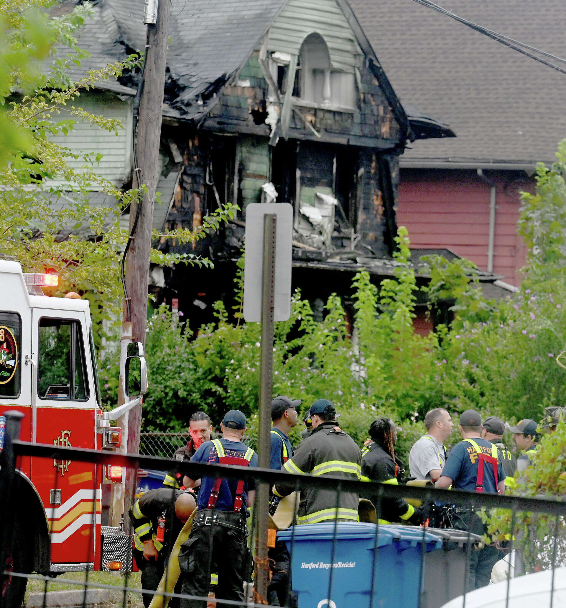 2 children, 2 adults dead in Hartford fire on Shultas Place: Officials