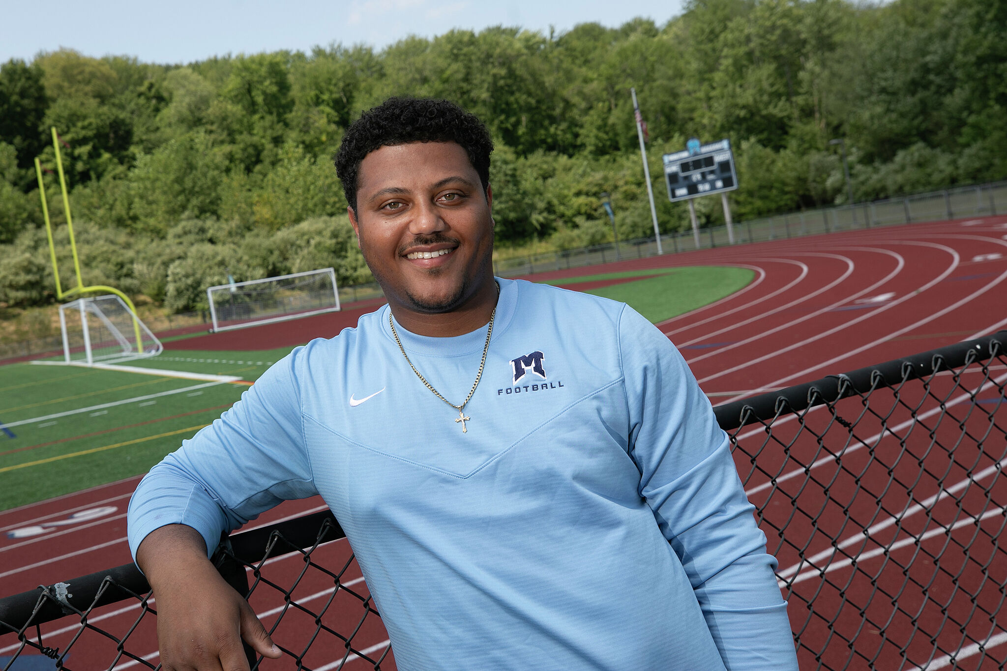 Dario Highsmith Jr. extends Middletown football legacy as head coach