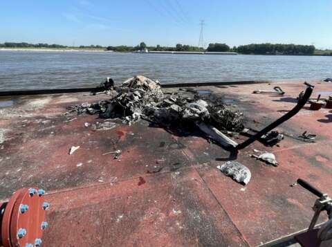 NTSB report reveals Mississippi River helicopter-barge crash details