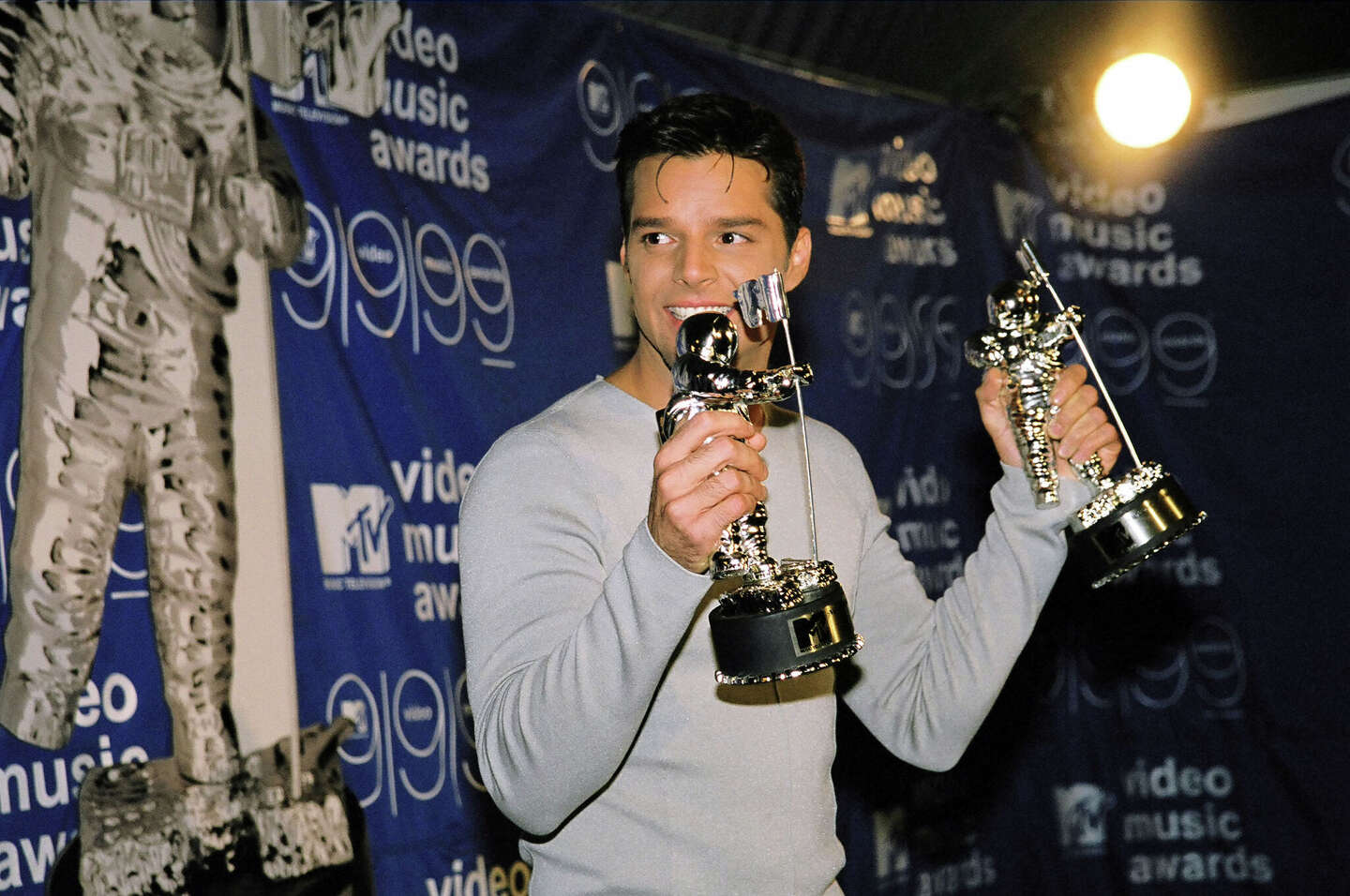Ricky Martin, among performers, to make history at 2025 MTV VMAs