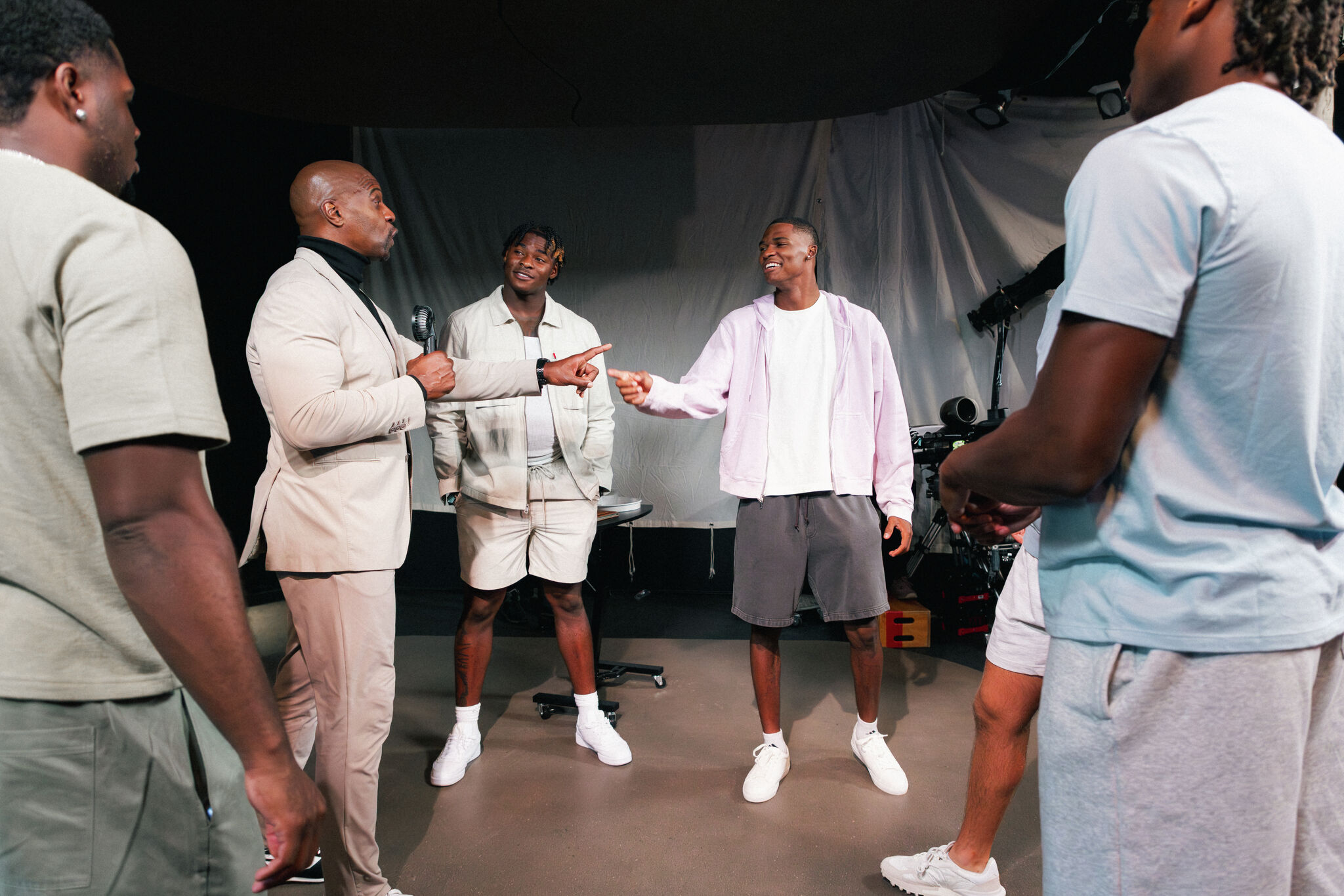 Sonic inks first NIL deal with college football's biggest stars