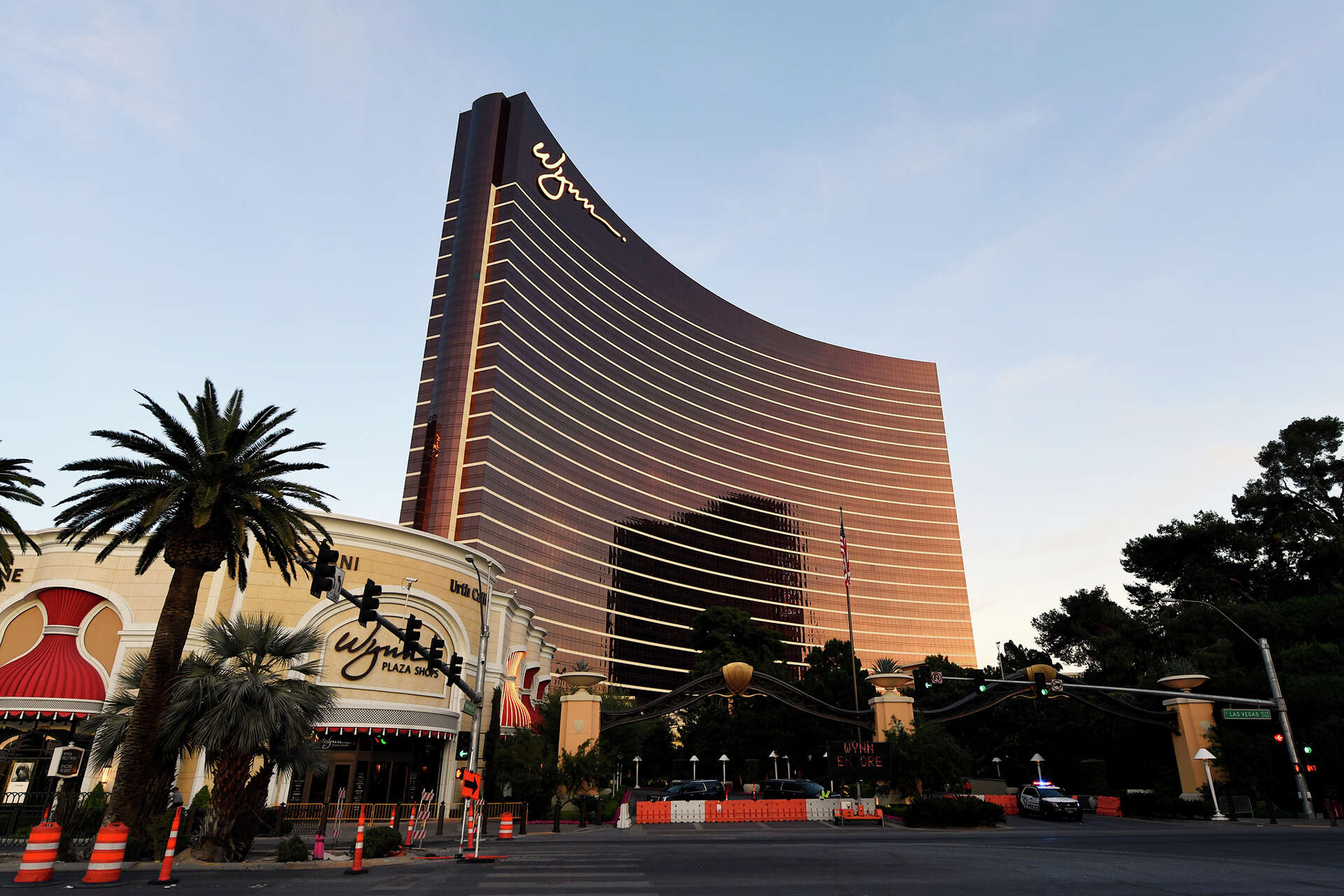 Las Vegas hotel says it fell for elaborate 'ruse' by impersonator