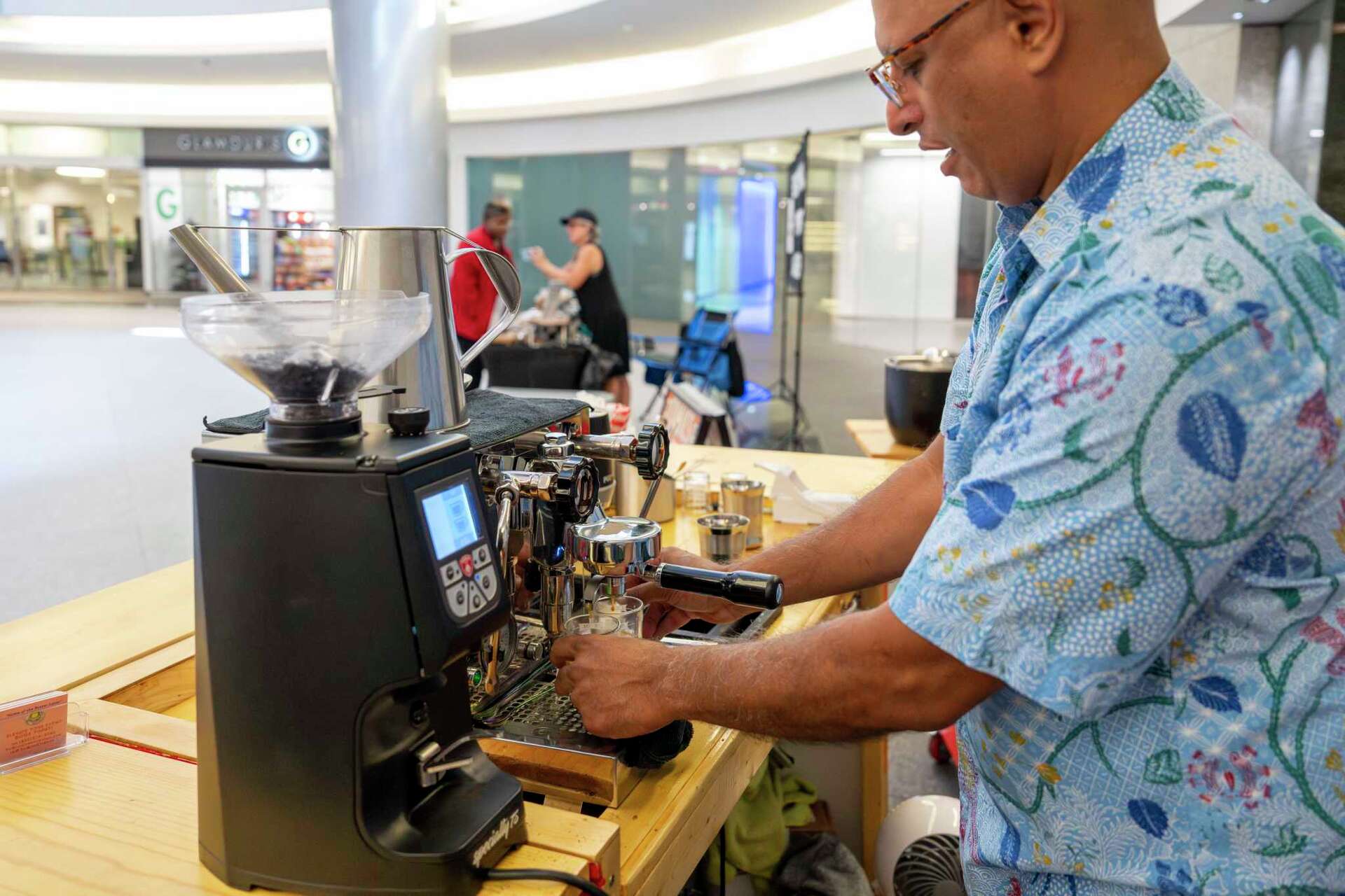 Kopi Cowboy brings robust Singaporean coffee to downtown Houston