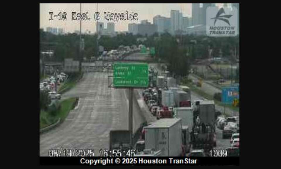 Lightning strike caused downed power lines, I-10 closure: CenterPoint