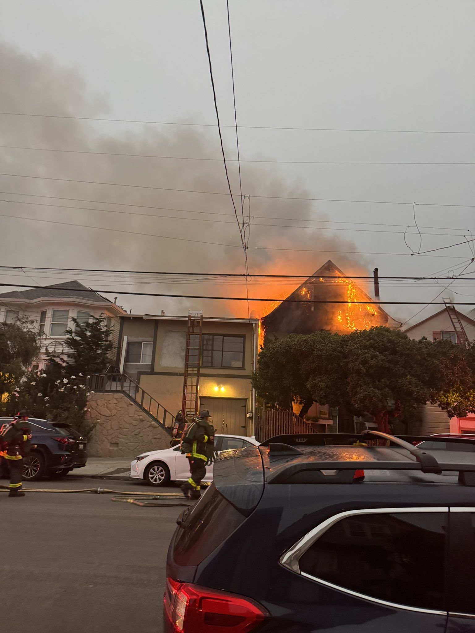 Adult injured by leaping from window to flee San Francisco house fire