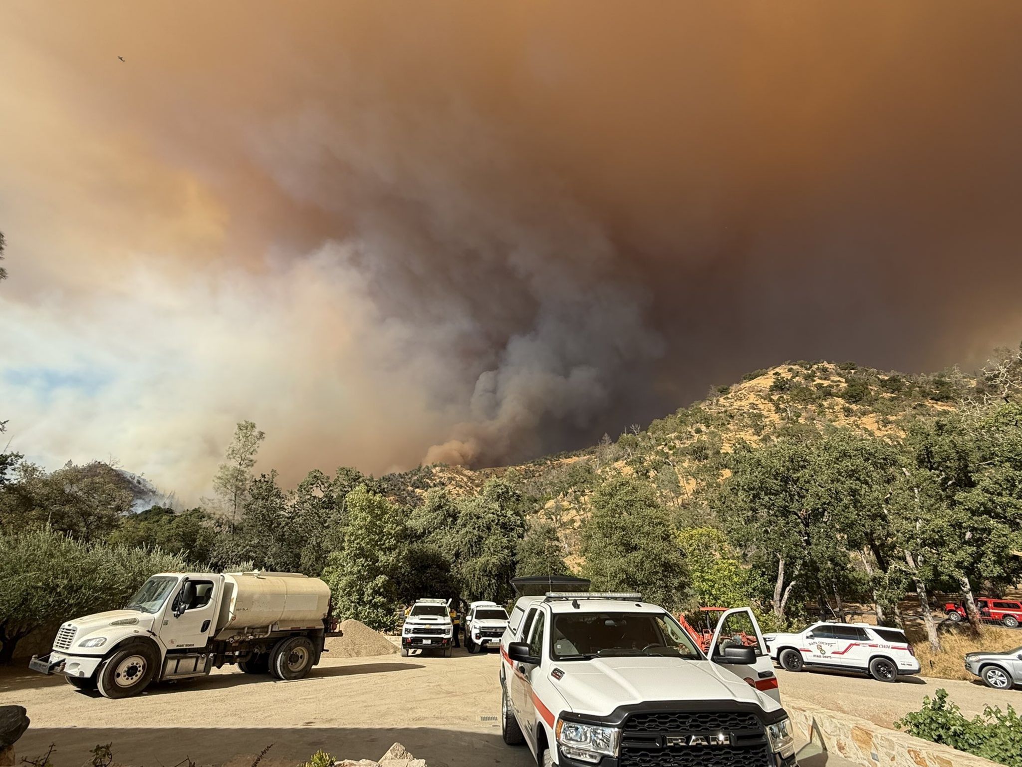 Napa Co.: Wildfire Near Calistoga Expands Rapidly, No Containment Reported