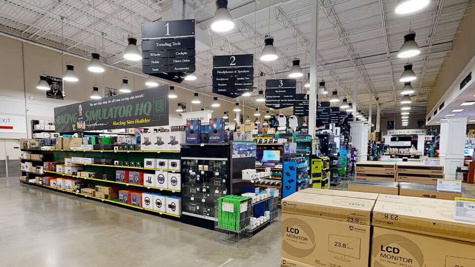 Micro Center picks third Texas city for $1.1M expansion