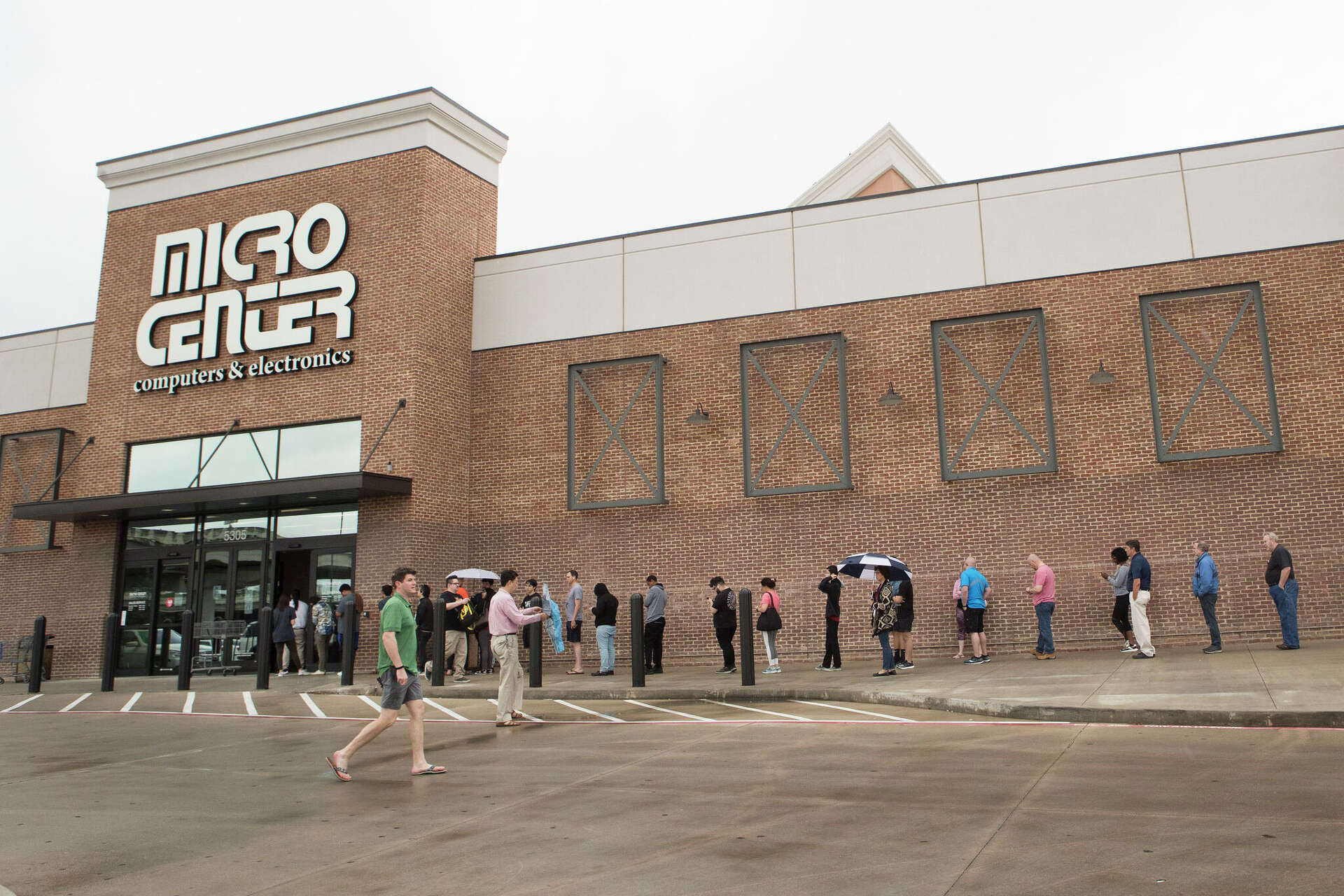 Micro Center picks third Texas city for $1.1M expansion