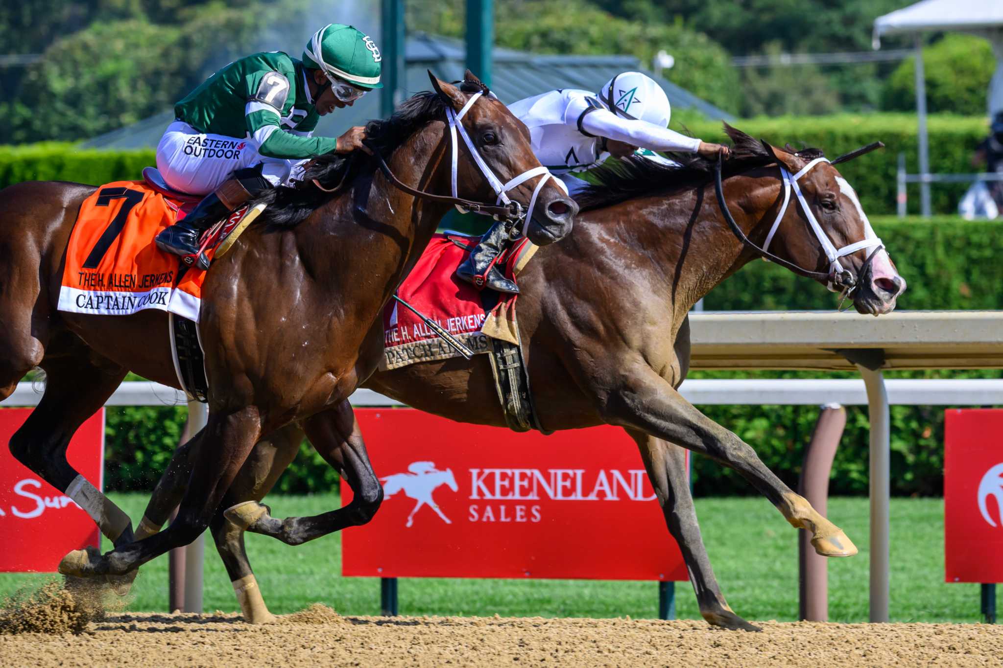 Patch Adams prevails by nose in H. Allen Jerkens