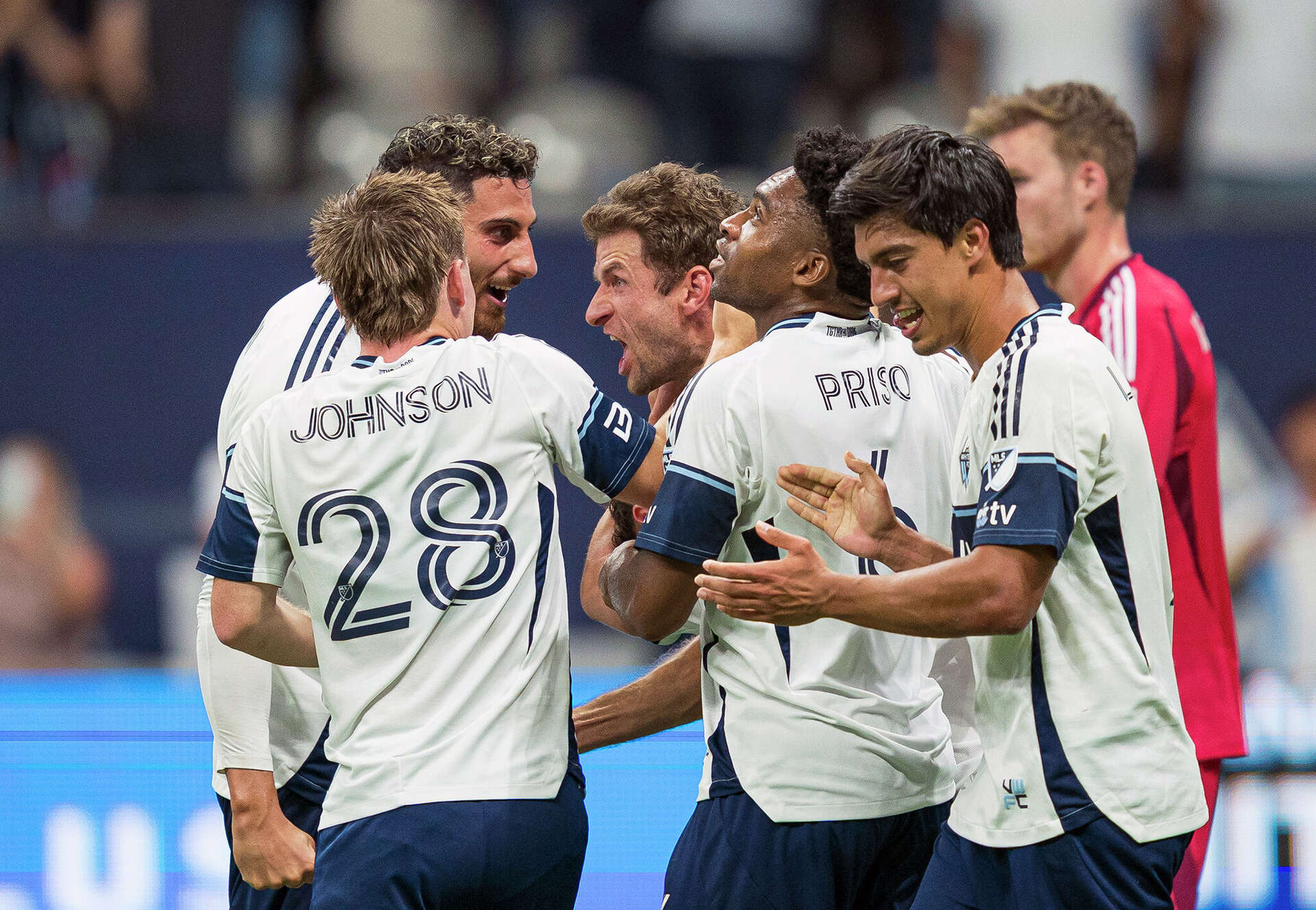 Vancouver Whitecaps beat St. Louis City on 104th-minute PK
