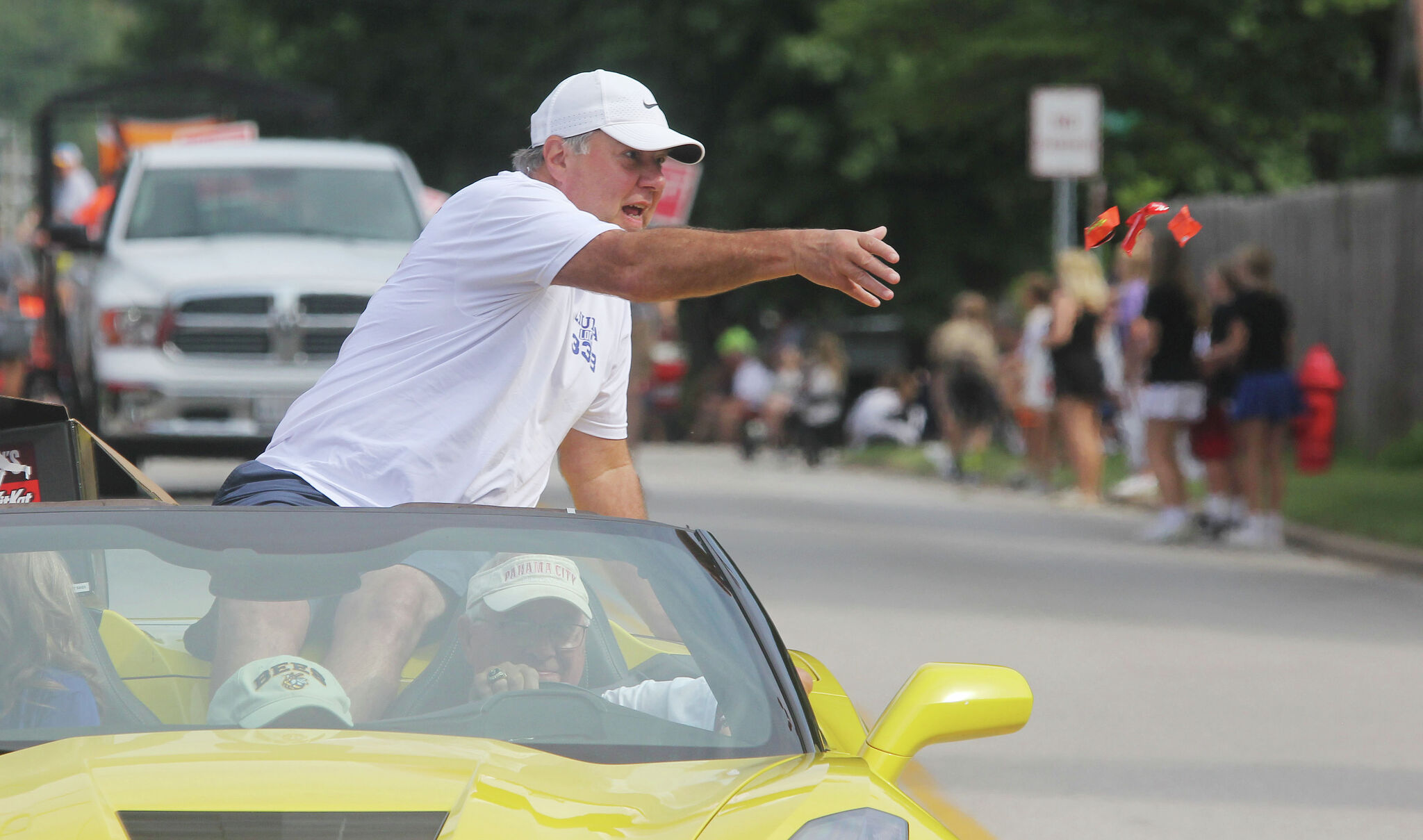 Wood River Labor Day parade draws crowds despite detour