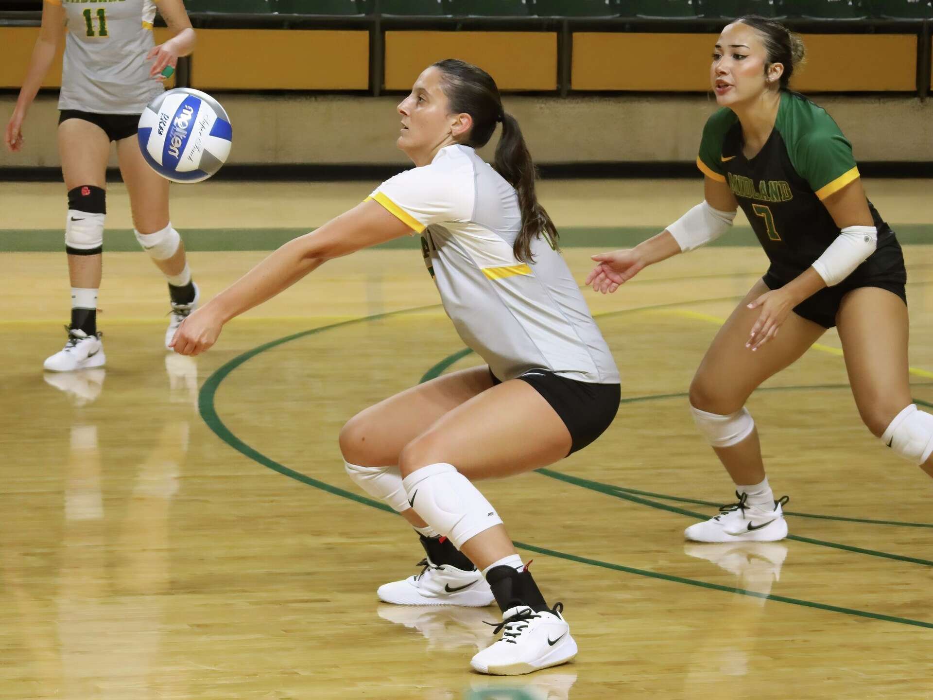 Midland College volleyball opens league play at Western Texas