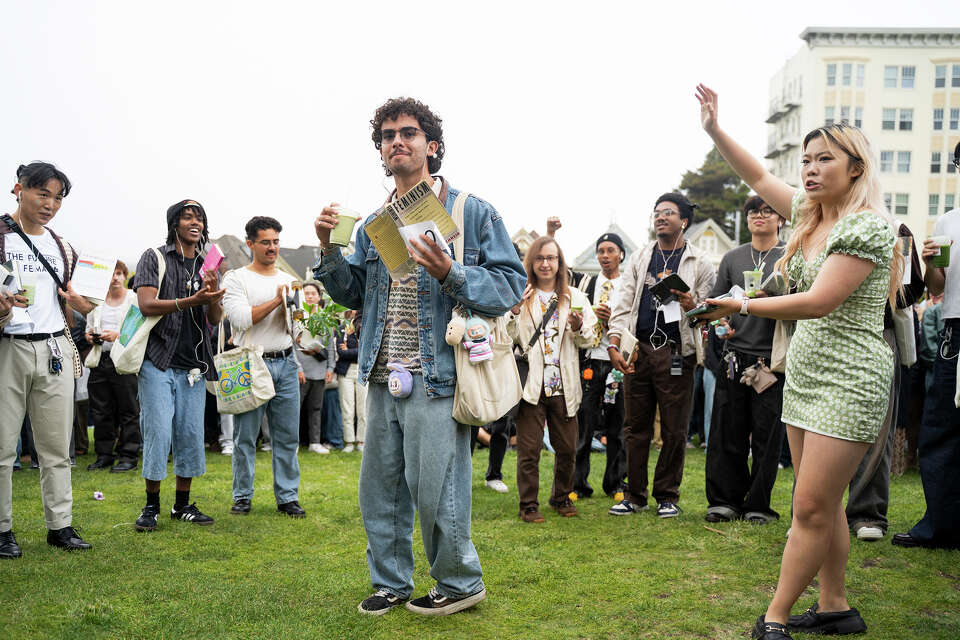 Hundreds enter San Francisco's 'performative male' contest