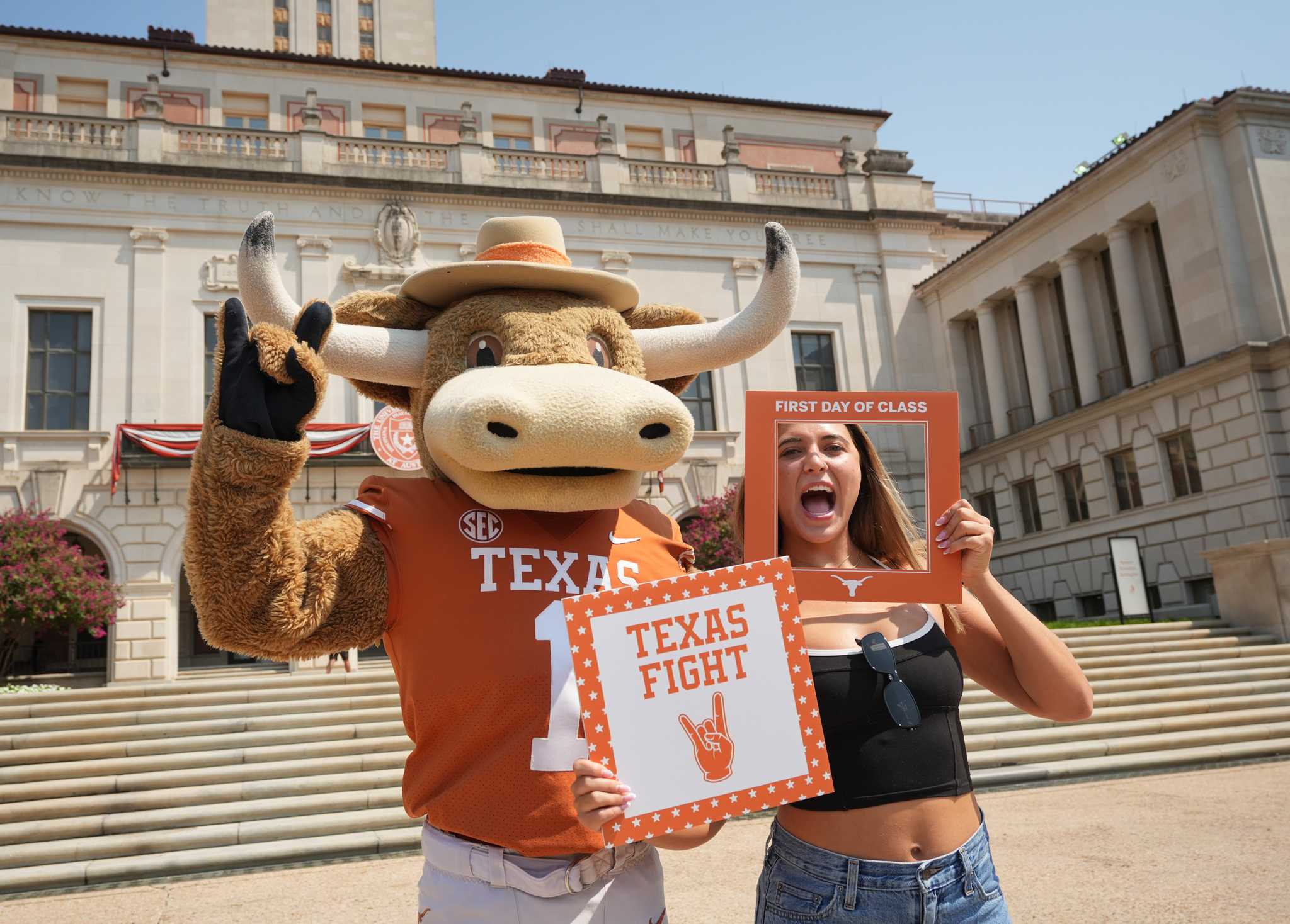 What is the Texas top 10% rule, and how does it work at UT Austin?