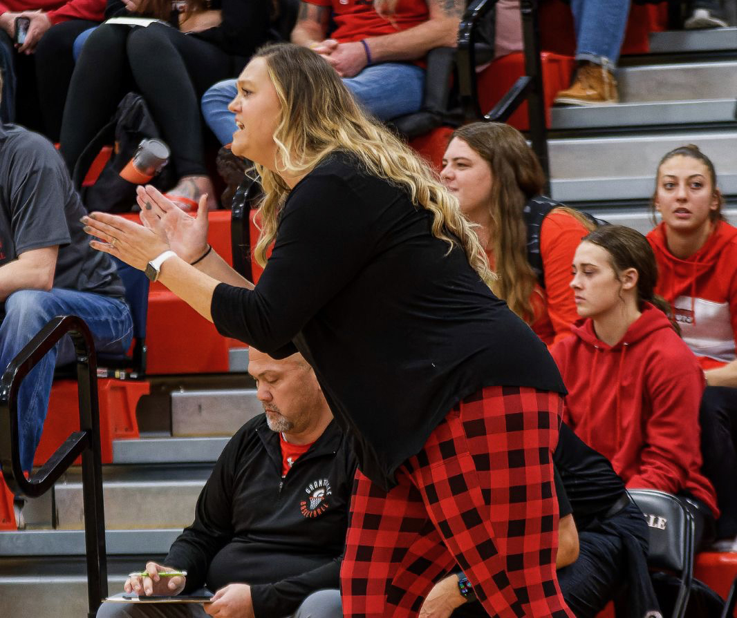 Edwardsville hires Gudka as girls basketball coach