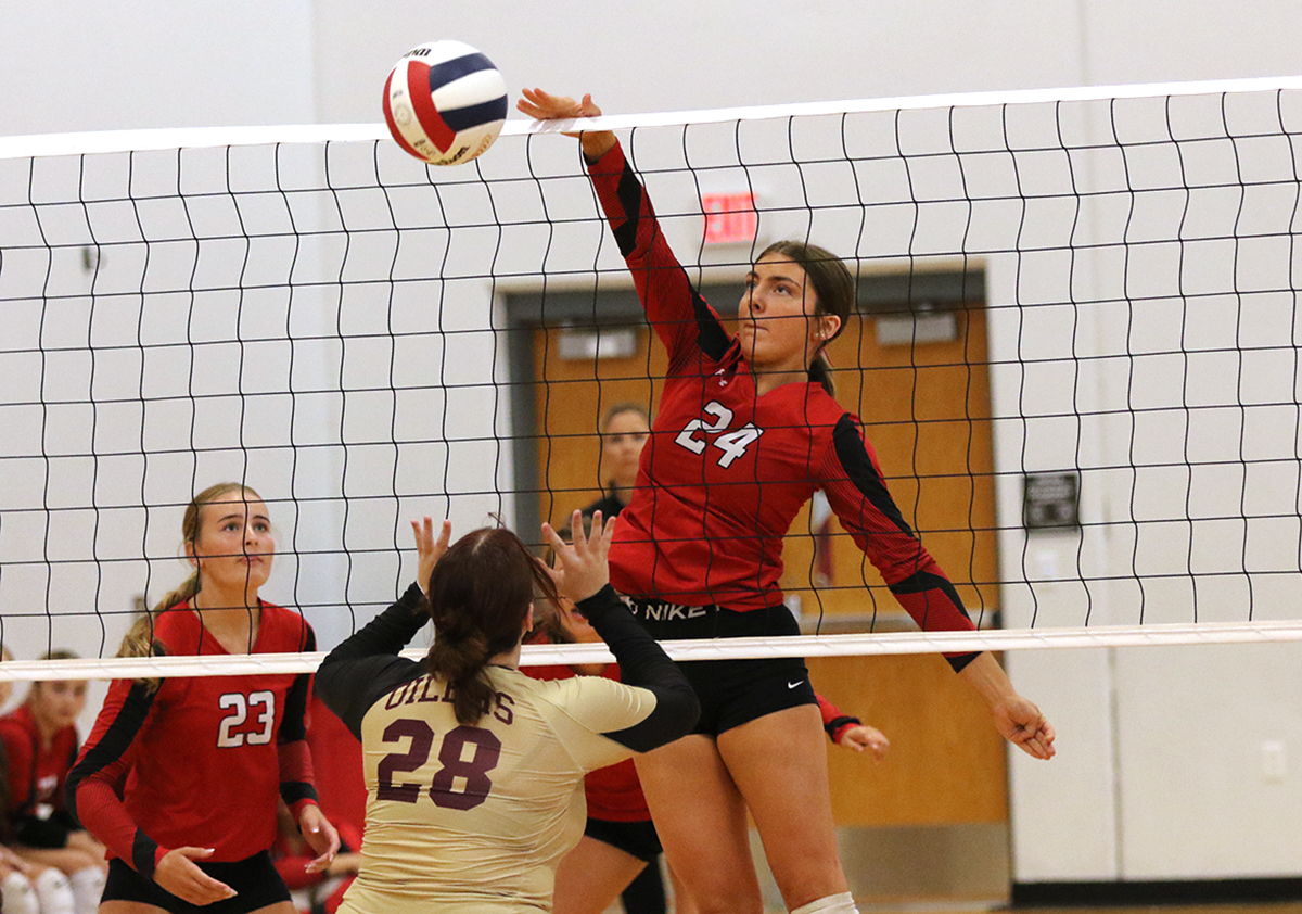 New look, same results for Calhoun volleyball at Roxana Invite